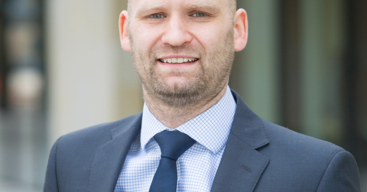 Robert Mackay - People - Cundall