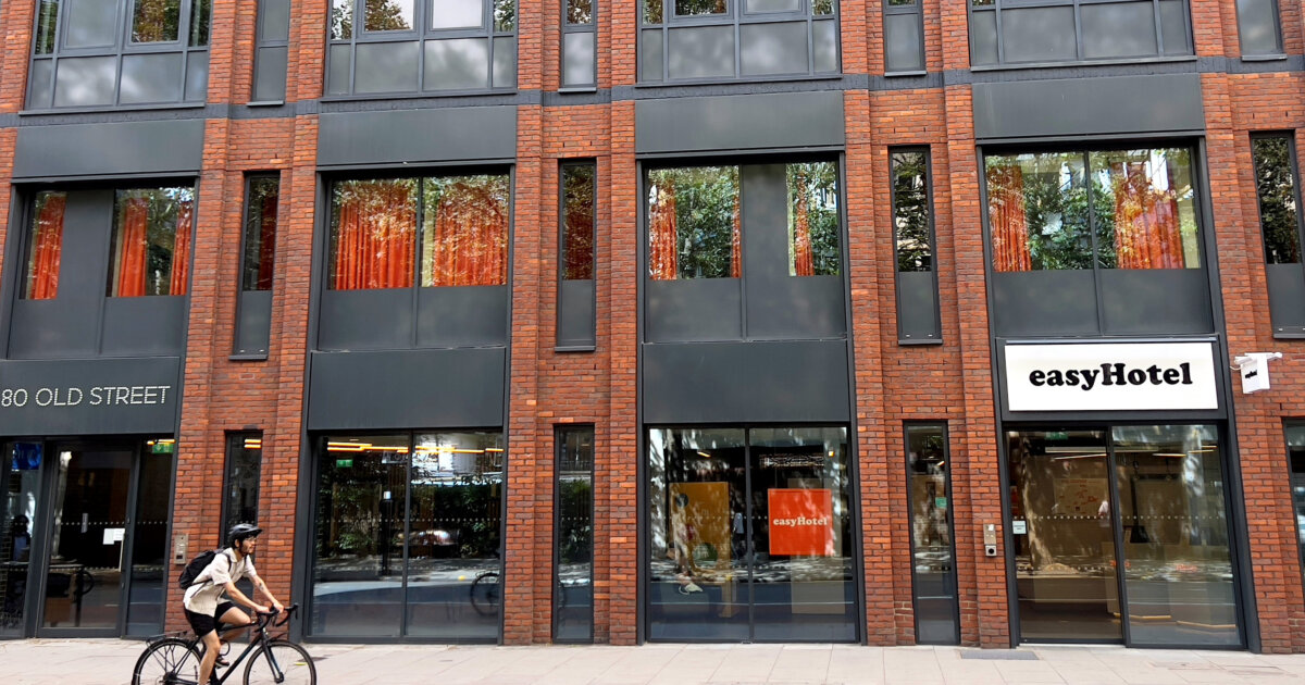 easyHotel - Projects - Cundall